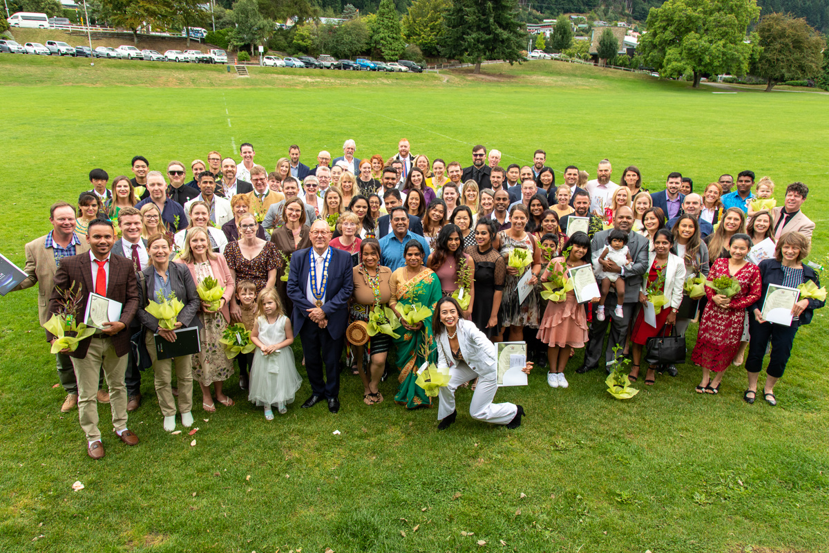 20 03 04 Queenstown welcomes new citizens in largest-ever ceremony ...